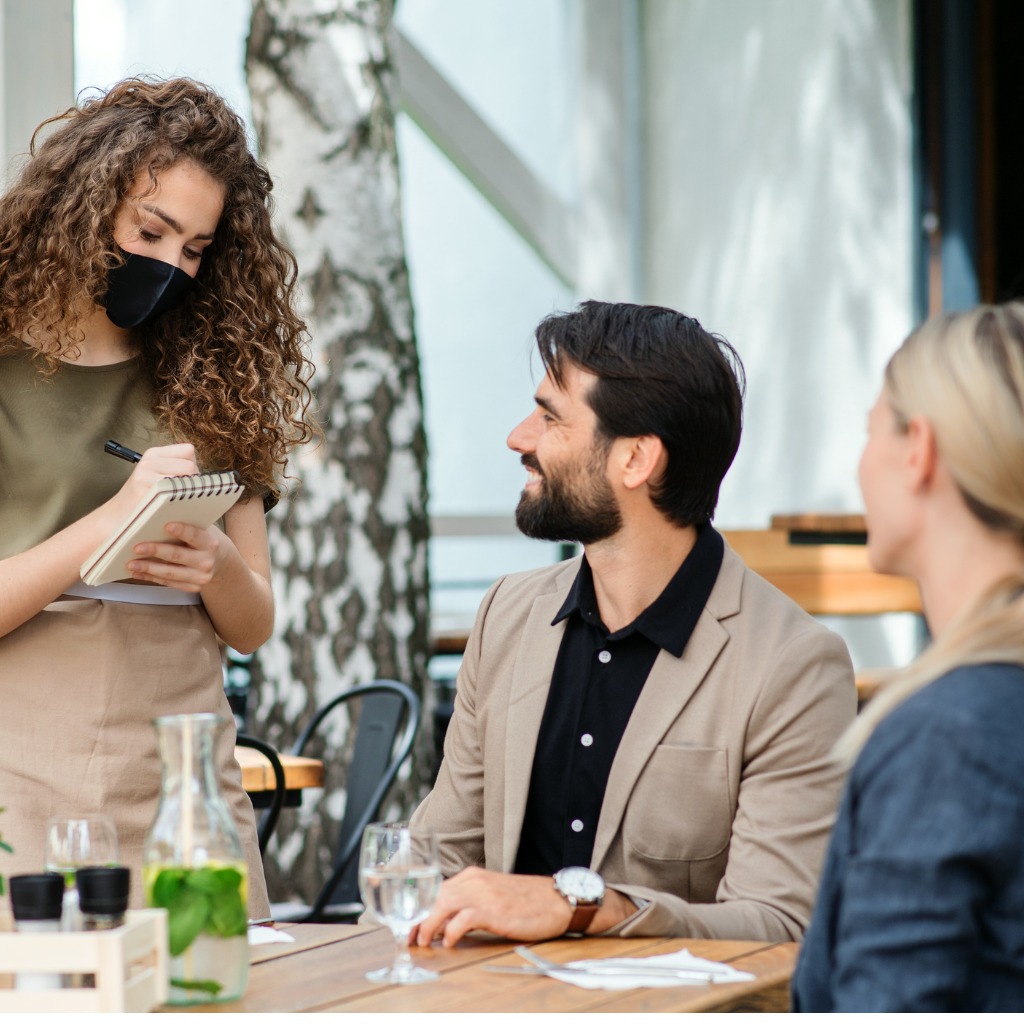 Dining Safety Best Practices: How to Protect Restaurant Staff Members ...